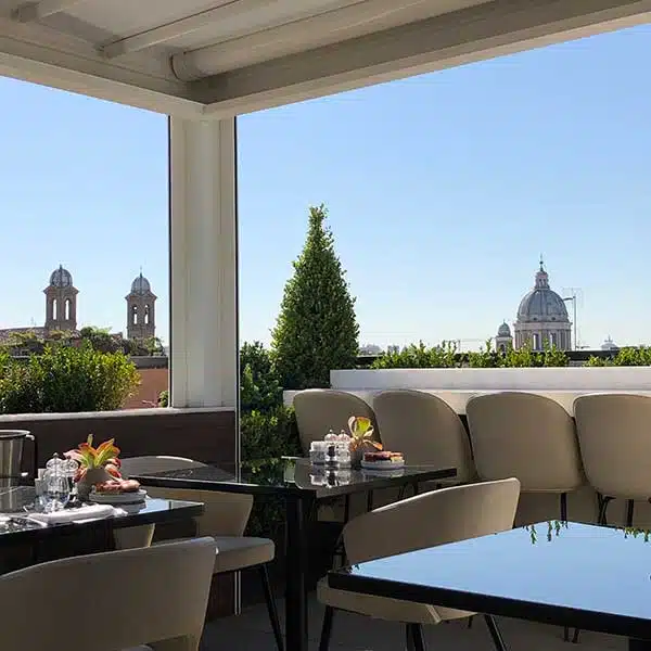 Review: The First Roma Arte | iternitty